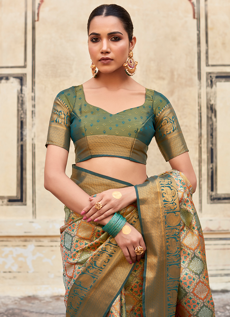 Buy Dark Green Pure Pattu Silk Wedding Wear Weaving Saree Online From ...
